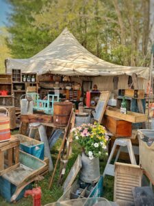 Let's Go to the Brimfield Flea Market Together! - Molly in Maine