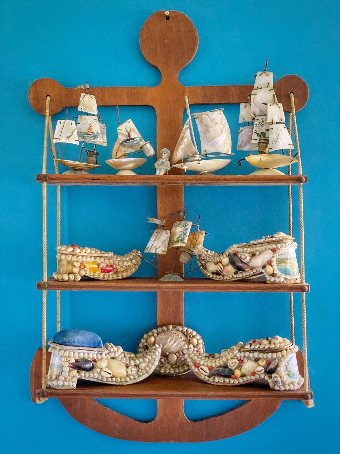 Coastal Style | Decorating With Seashells All Year Round - Molly in Maine