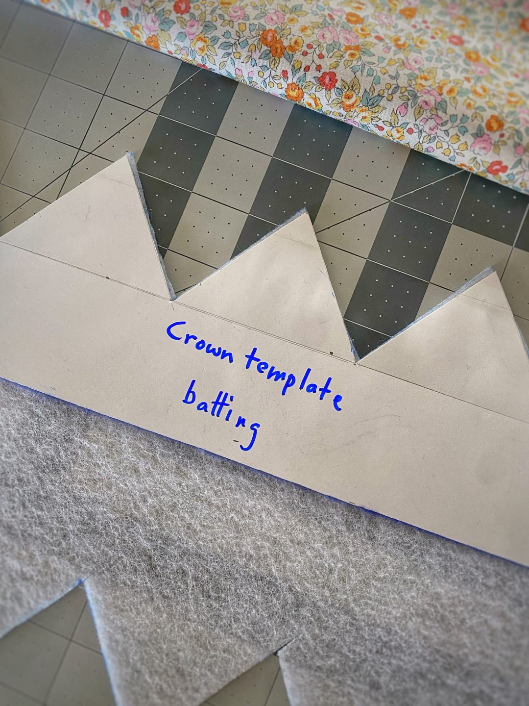 How To Sew A Personalized Child's Fabric Birthday Crown - Molly in Maine