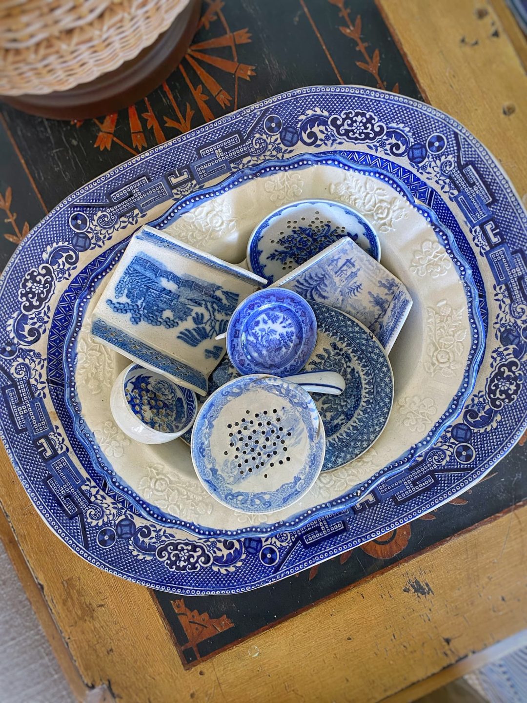 Collecting and Displaying Antique Pottery and Dishes - Molly in Maine