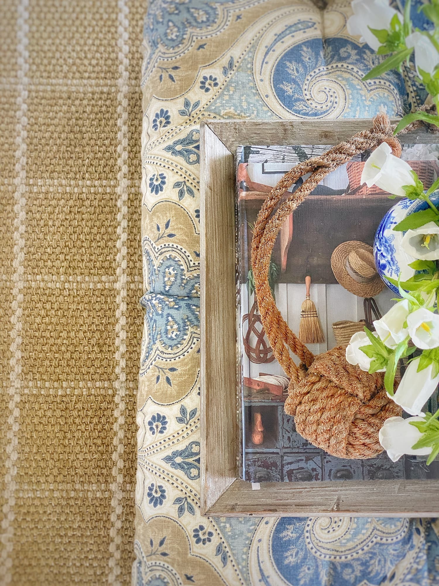 8 Elements of Classic Coastal Maine Summer Cottage Style - Molly in Maine