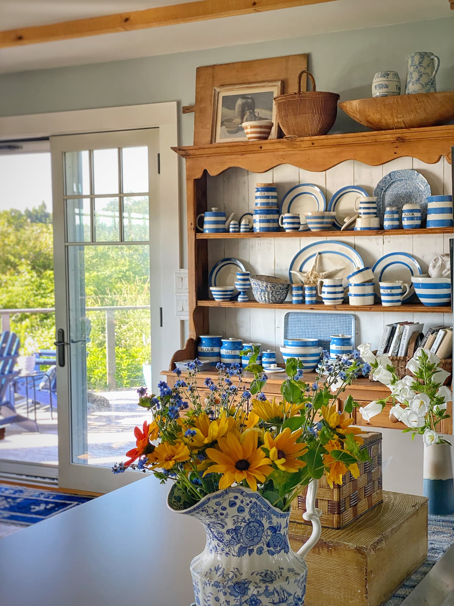 8 Elements of Classic Coastal Maine Summer Cottage Style - Molly in Maine