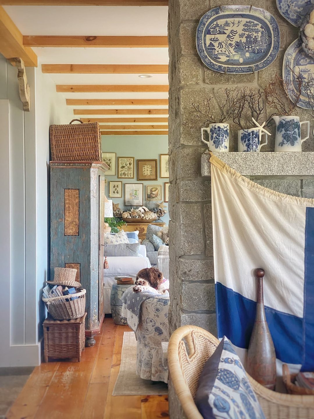 8 Elements of Classic Coastal Maine Summer Cottage Style - Molly in Maine