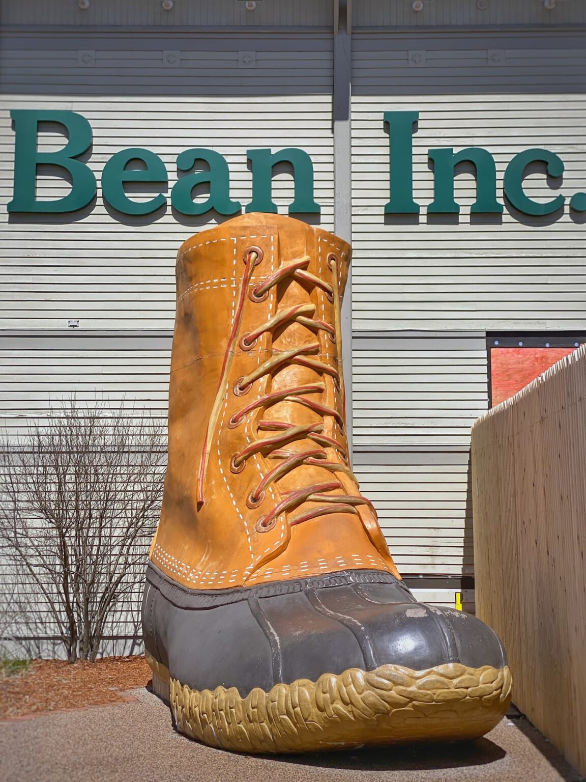 Join Me For a Visit to Maine Icon L.L. Bean's Flagship Store! - Molly ...