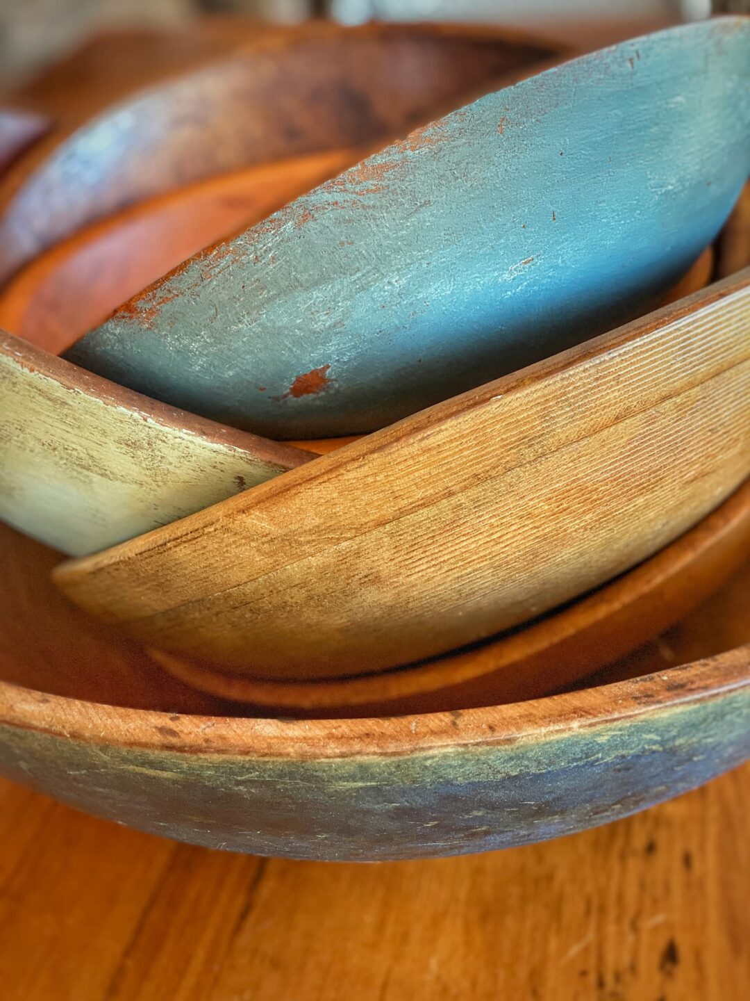 How I Stack Wooden Bowls to Add Cozy Texture and Color for Fall - Molly ...